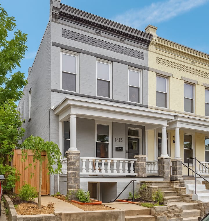 Entire 4br Capitol Hill Rowhome! Steps From Metro! - Washington, D.C.