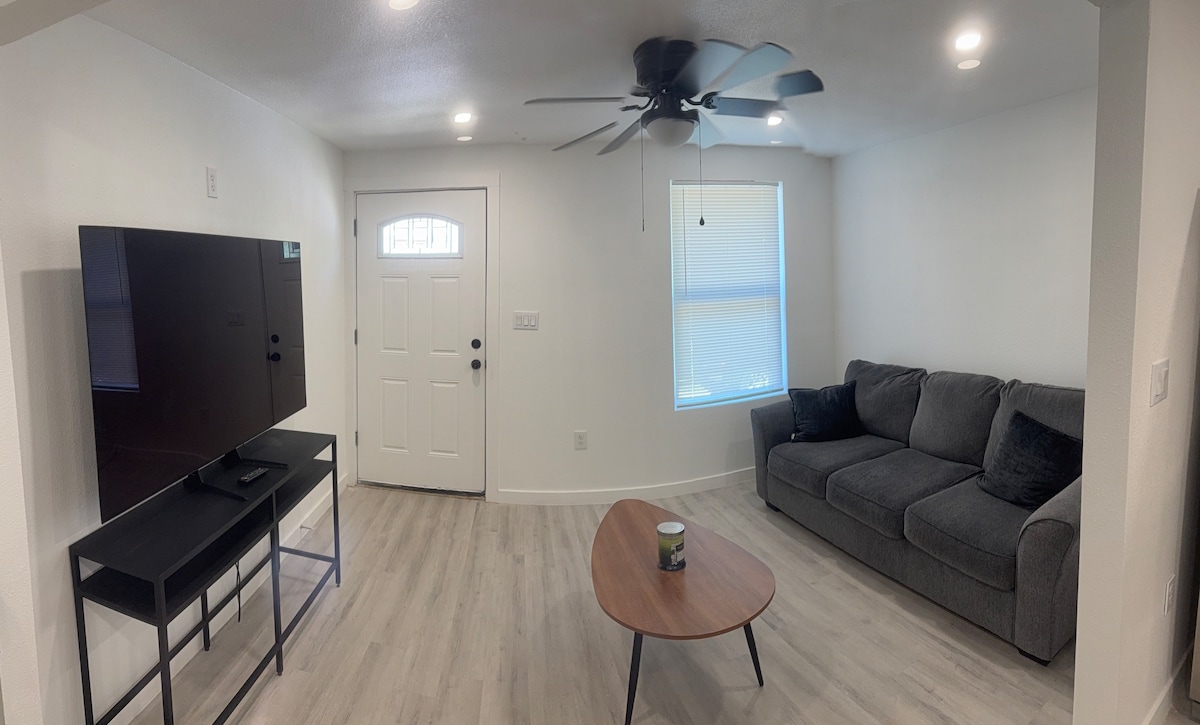 Acogedor refugio de 2 dormitorios y 1 baño cerca del centro de Austin ...