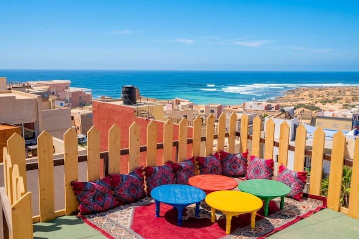 Smiley House  Cozy Red Apartment In Imsouane - Imsouane