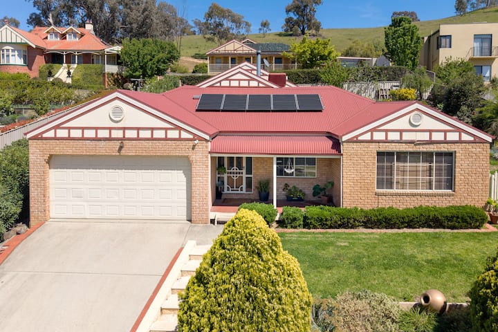 City Views On Avondale - Albury