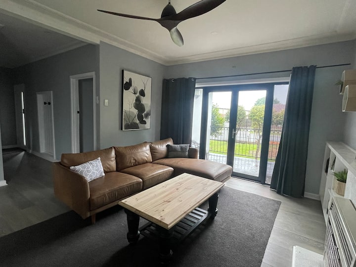 Simple 3-bedroom Home In Traralgon - Glengarry