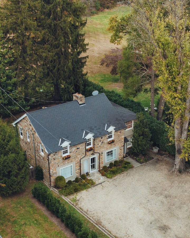 Middleburg Carriage House Studio - The Loft - ミドルバーグ, VA