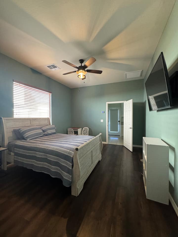 Glendale Casita 5 Mins To Westgate And Stadium! - Wildlife World Zoo, Aquarium & Safari Park