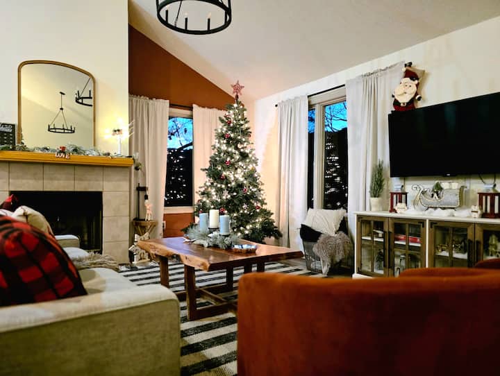 Massanutten Holiday Decor, Ski, Hot Tub, Movie Rm - Harrisonburg, VA