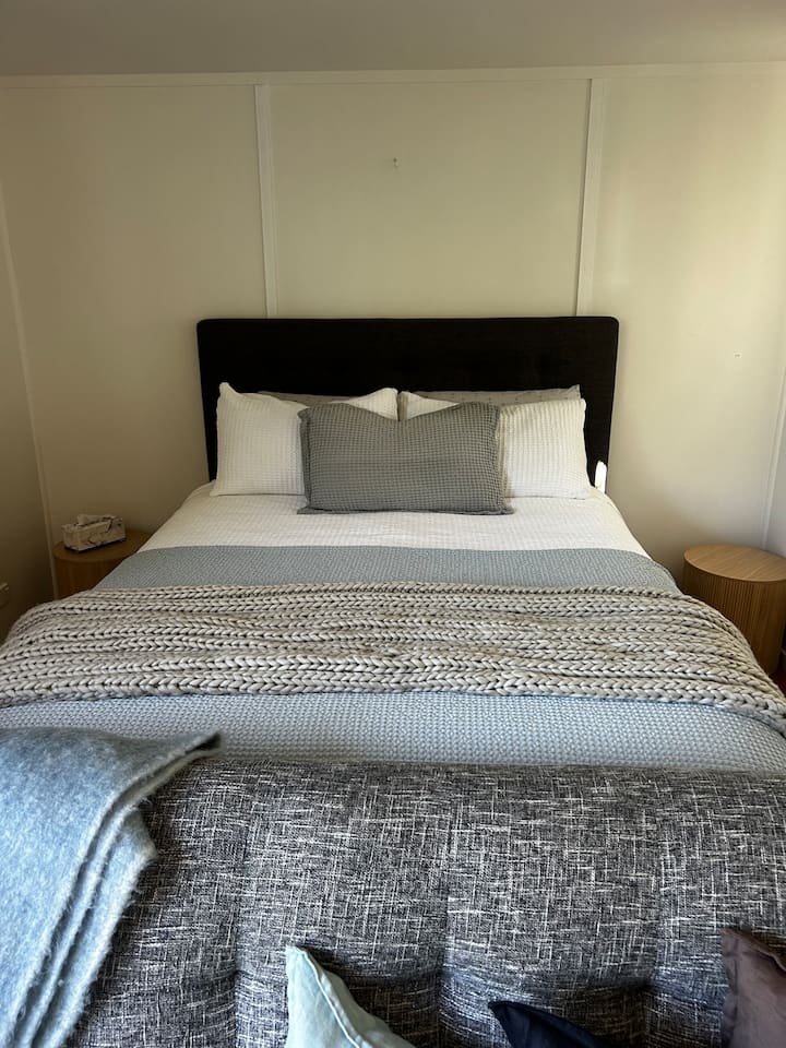 The Lil Vineyard Cabin - Renwick