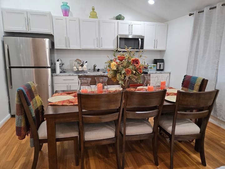 Spacious 5br Silver Spring Home – Easy Dc Access - Rockville, MD