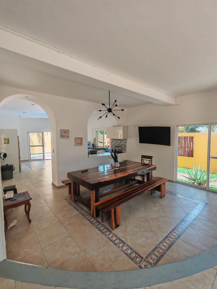 Casa 3 Pisos Con Alberca Y Jacuzzi Grande - Cancún