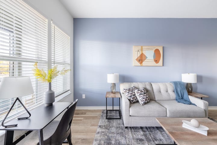 Landing | Incredible 1bd, Pool, Gym - Orange Beach, AL