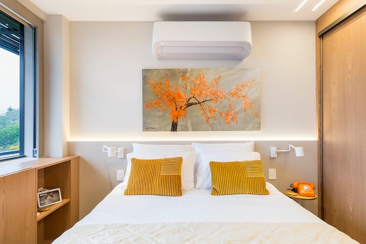 Studio De Luxo Na Av Carlos Gomes - Porto Alegre