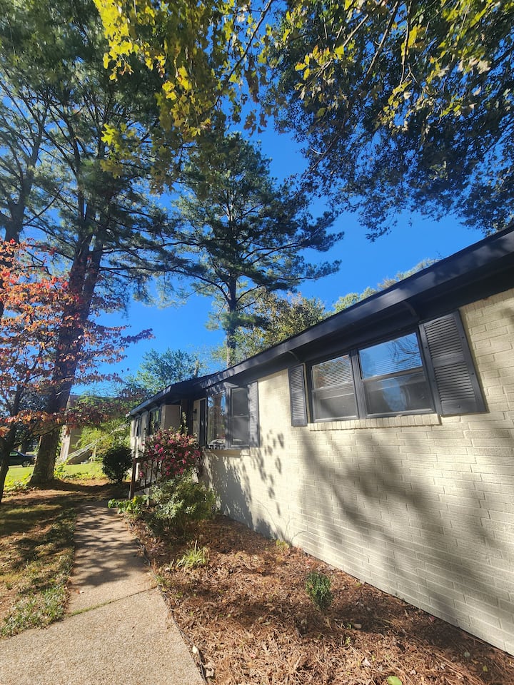 Stones Throw To Redstone - Huntsville, AL