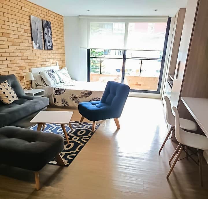 En Chapinero Con Vista A Los Cerros Orientales - Bogotá