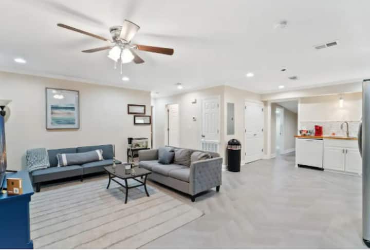 The Gold House: Luxury Home Near Midtown, Usm, Zoo - Hattiesburg, MS