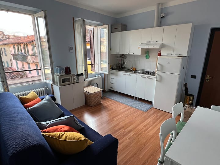 Silent Safe Sunny Central Suite+view+easy Parking - Como