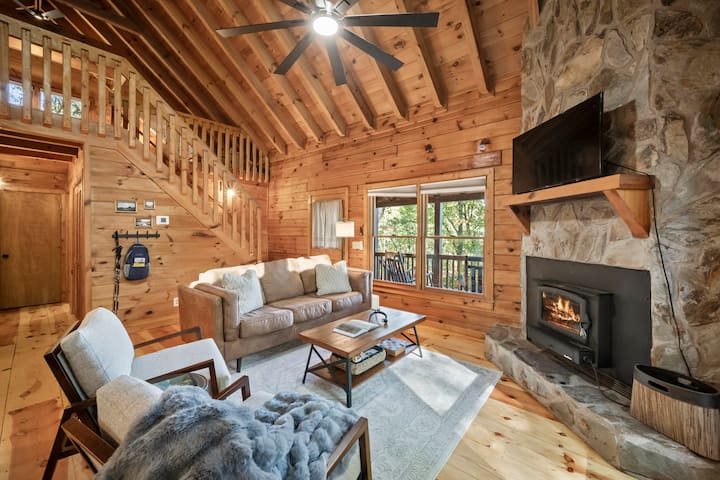 The Nook: Cozy Cabin W/ Fireplace & Sunrises - Georgia, GA