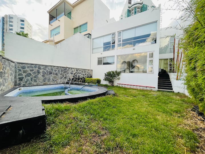 Casa Gran Jardín Con Alberca - León