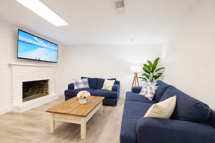 Modern Comfort In The Heart Of Pensacola - Pensacola, FL