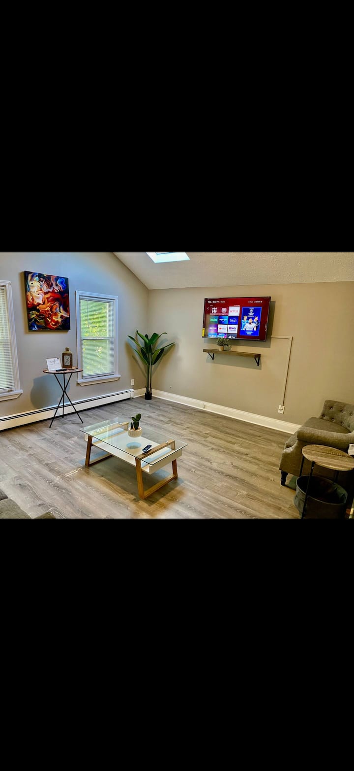 Super Stylish - Rochester, NY