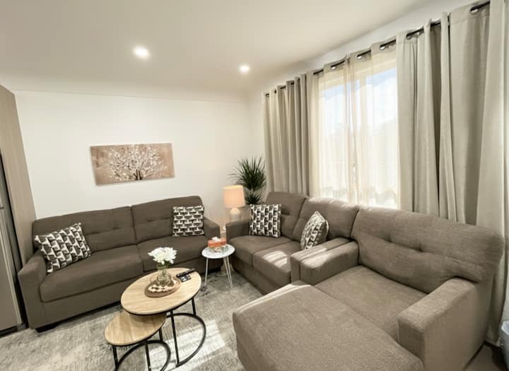 Nice 3br Home•minutes To Niagara Falls•3 Parking - Niagara Falls