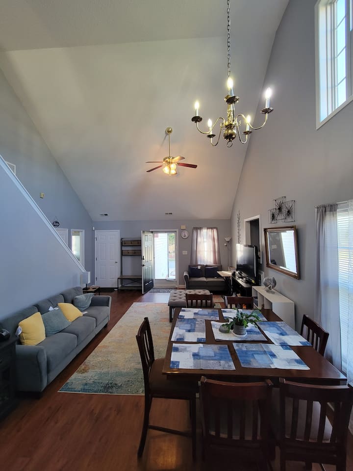 The Grove Cottage, Clayton 3b, 2.5b With King Beds - Clayton, NC