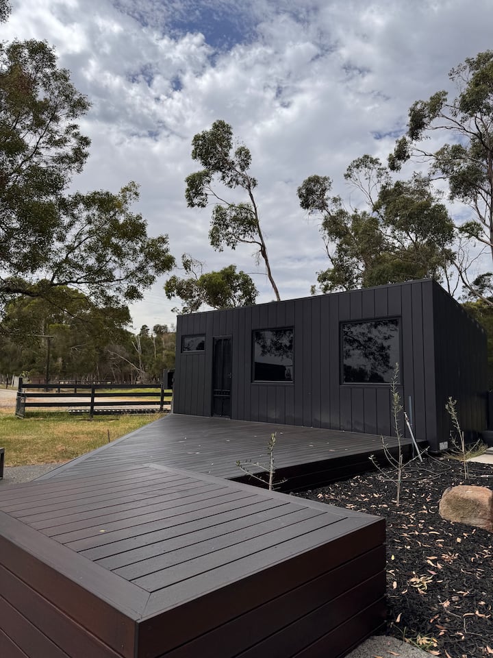 Tiny Home And Coastal Farm Stay - Melbourne