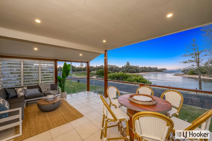 The Cove Deckhouse, 4brm 3bth, Dog Friendly. - Bundaberg Central