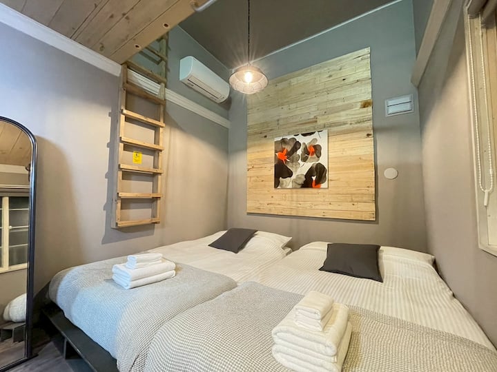 都市部まで電車で10分。南平岸駅徒歩３分の静かな住宅街。最大４名。nanmo104 - Sapporo