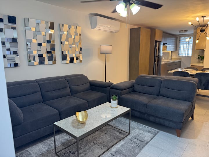 Departamento De Lujo Entre Vista Hermosa Y Cumbres - Monterrey