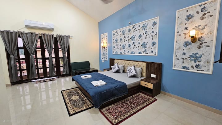 Lovingluving Signature Stay - Bhubaneswar