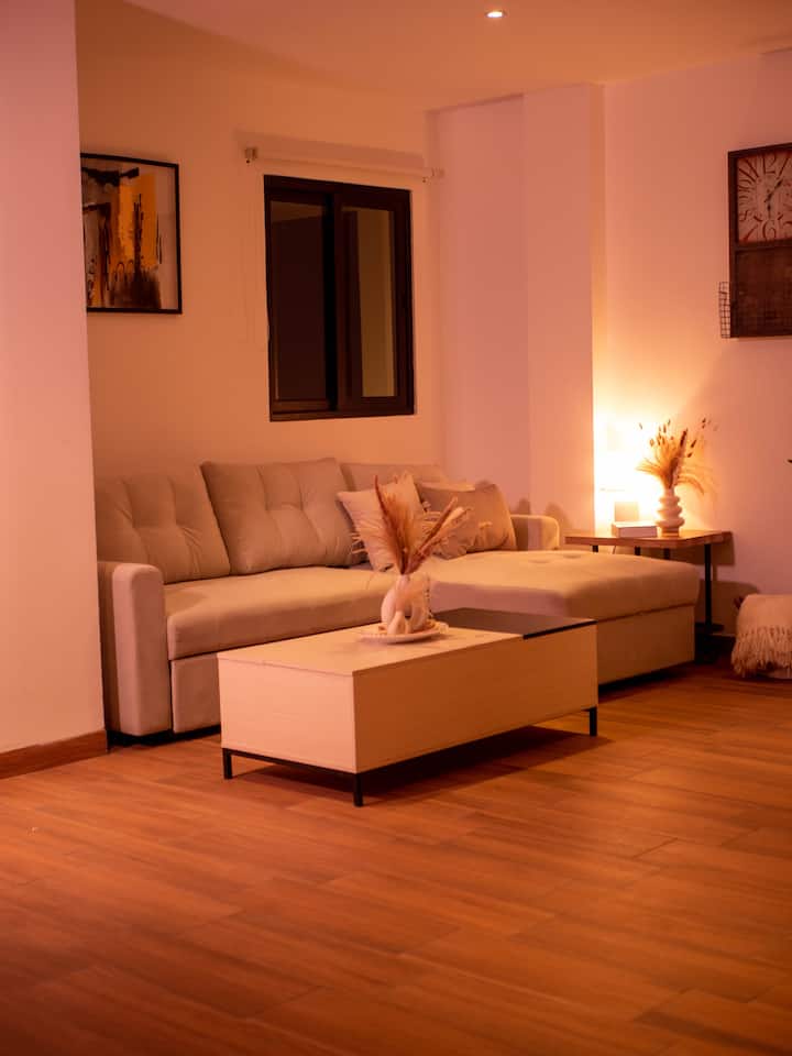 Apartamento Con Terraza En Zona Alta De La Escalón - San Salvador