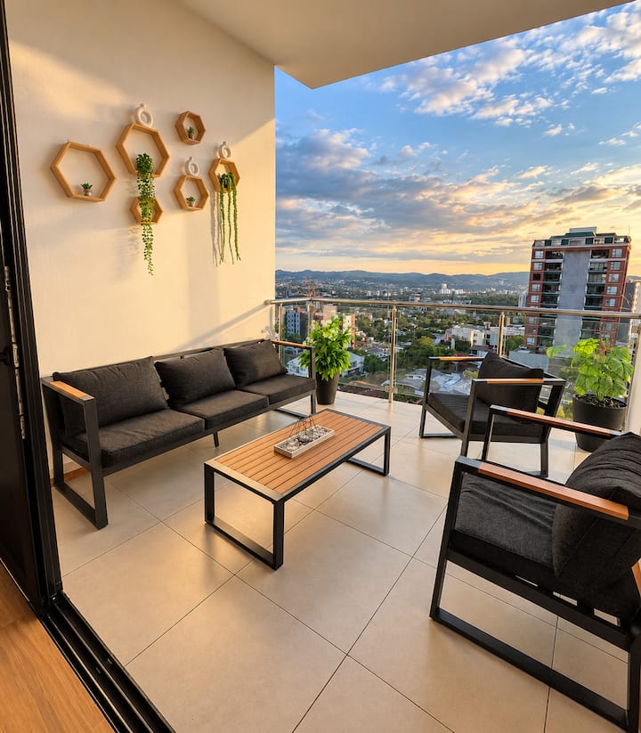 4 Bedrooms + Terrace With City Views | Escalón - San Salvador (El Salvador)