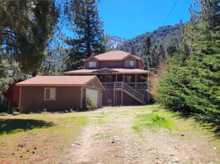 Peace, Comfort, And Beauty Of Mountain Living. - Pine Mountain Club, CA