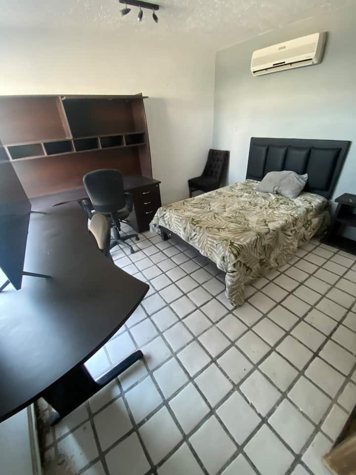 Habitación Privada Económica, Centrito San Pedro. - San Pedro Garza García