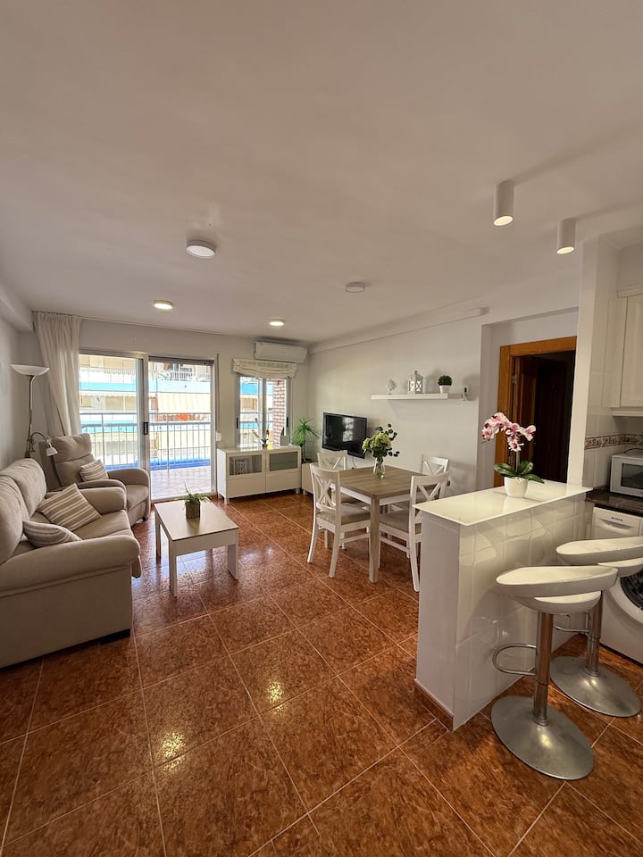 Apto. Terraza Y Vistas Al Mar, Playa San Antonio. - Cullera