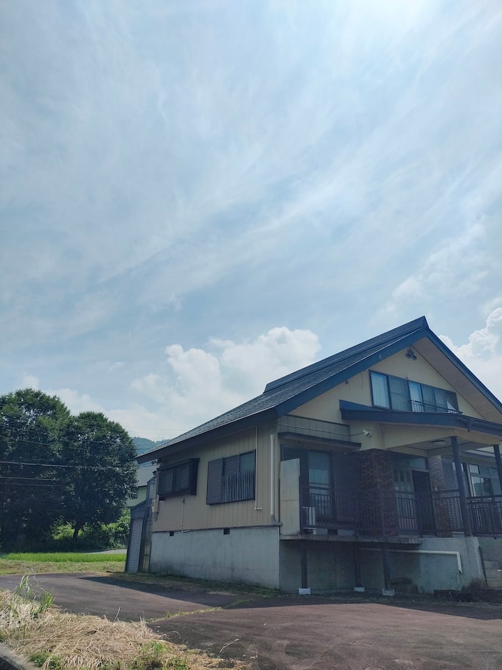 最高の星空｜ソラテラス・スノーモンキー・志賀高原・野沢温泉の拠点に｜山ノ内町｜昭和レトロな一棟貸切 - Nakano