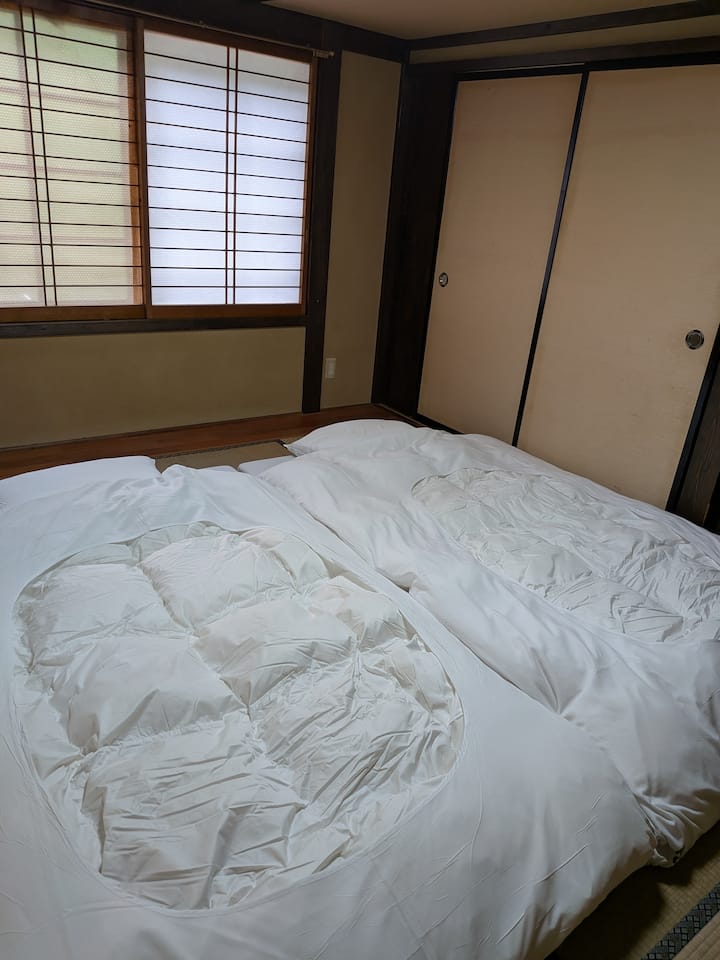 長野駅車で20分、築150年の古民家(苔桃2名個室) - Nagano