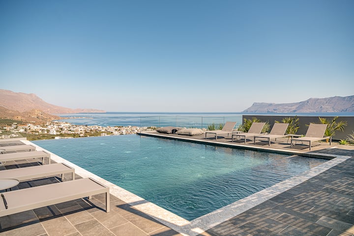 Villa Thealon I Seaview Villa With Saltwater Pool - Кисамос