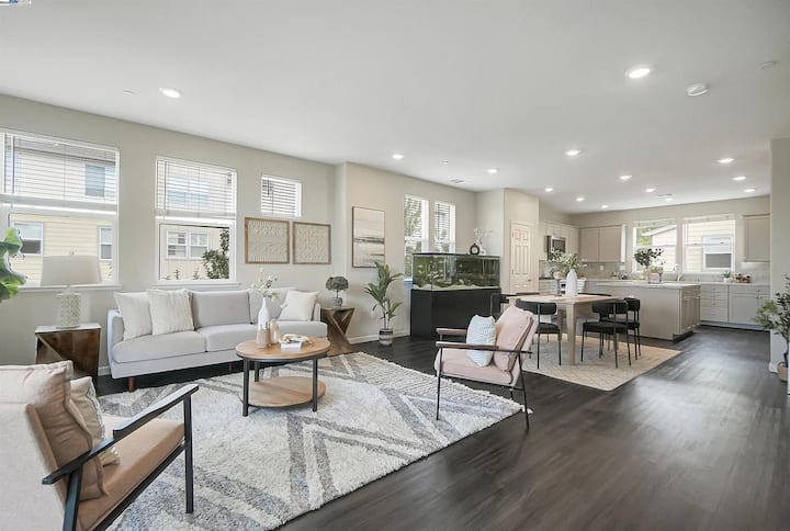 4br Modern Lux House | Sf, Oakland, Silicon Valley - Hayward, CA