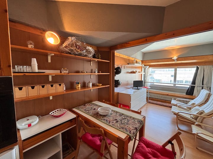 "Familynest" By Staymarilleva1400 - Peio