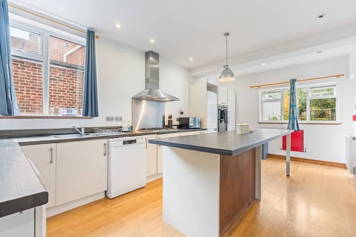 Headington Resorts. - Oxford