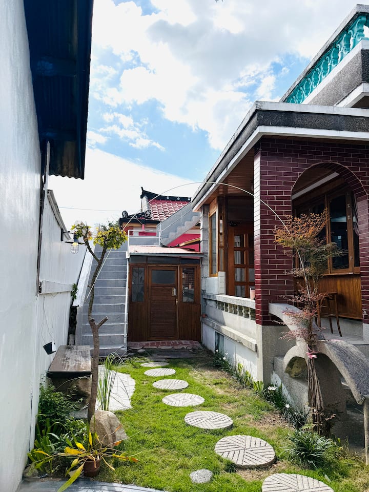 M.a.d.a.n.g.z.i.p - Gimhae