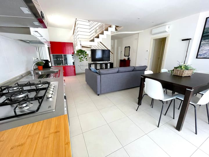 Bright Seaside Bliss: 800m Retreat - Cattolica