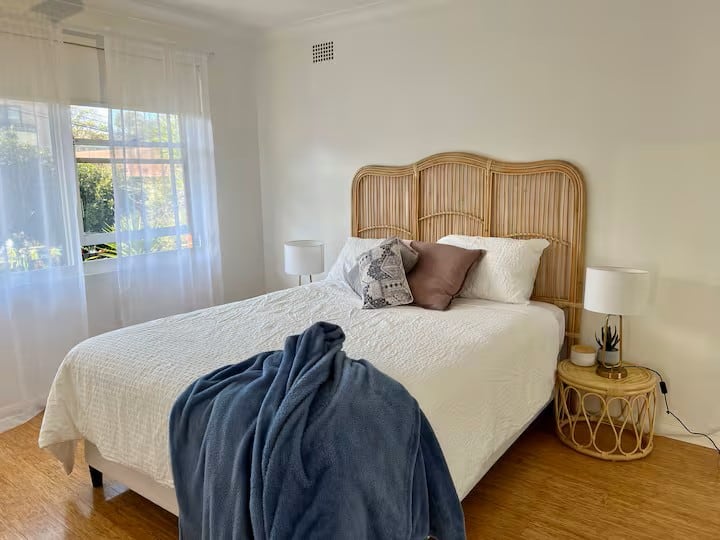 A Cozy 1br In Cronulla – Walk To Beach & Shops U4 - Cronulla