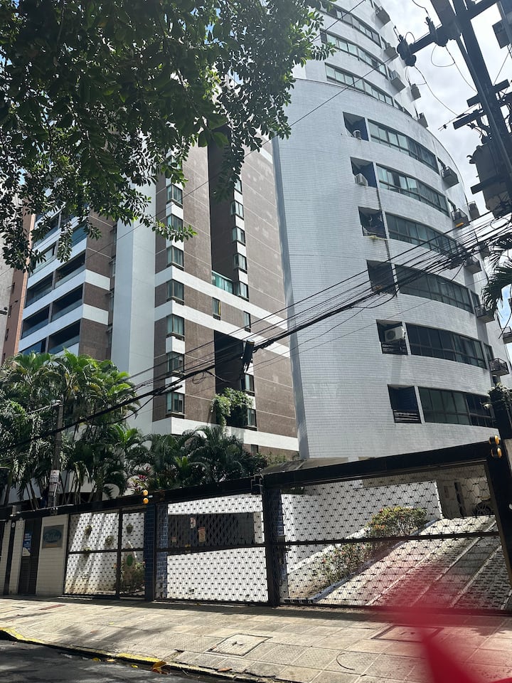Apartamento No Parque Da Jaqueira - Recife