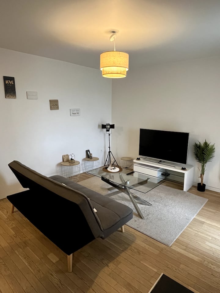 T2 Moderne à Nanterre, Proche La Défense Et Paris - Nanterre