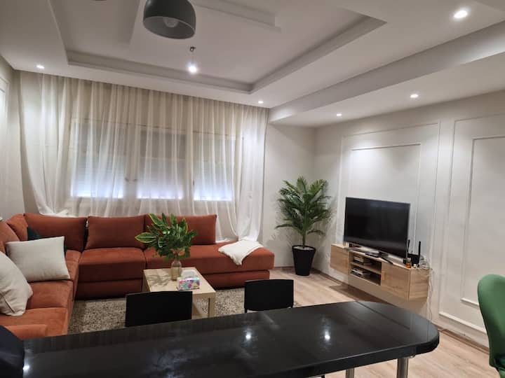 Moderne 2br Apt Au Coeur De Hassan- 2 Pas Du Tram - Rabat