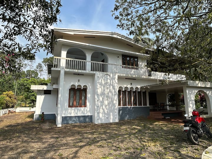 Porkattill Farm House - Pala