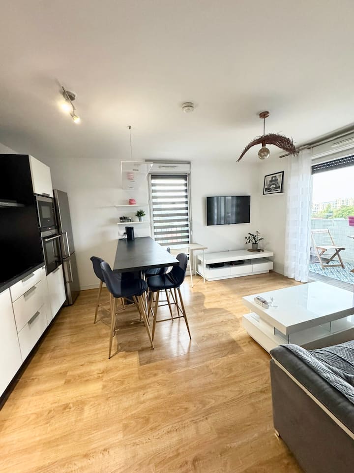 T3 Lumineux 15min Paris, Rer B Proximité - Aéroport de Paris-Orly (ORY)