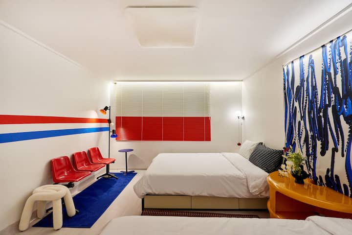 Hongdae 5 Min · 3 Br · 11 Guests · Parking+luggage - Seoul