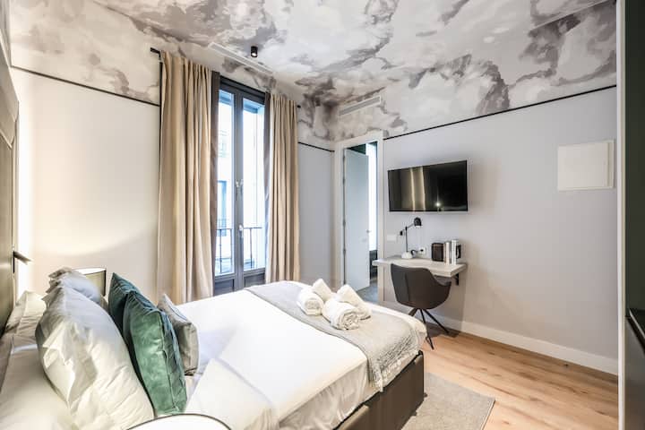 Icónico Estudio Doble Centro De Madrid - Madrid