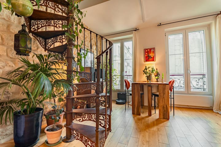 Duplex D'exception Et Atypique à Montmartre - Paris
